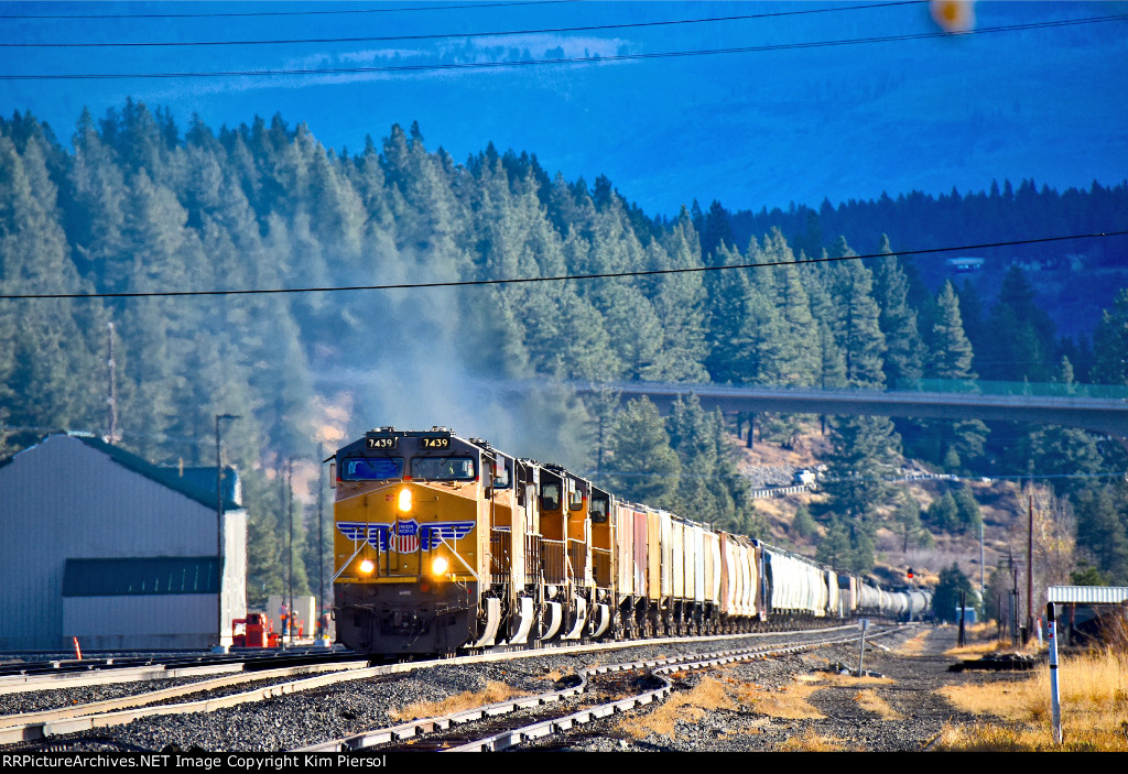 UP 7439 WB Roseville (Donner Pass) Sub